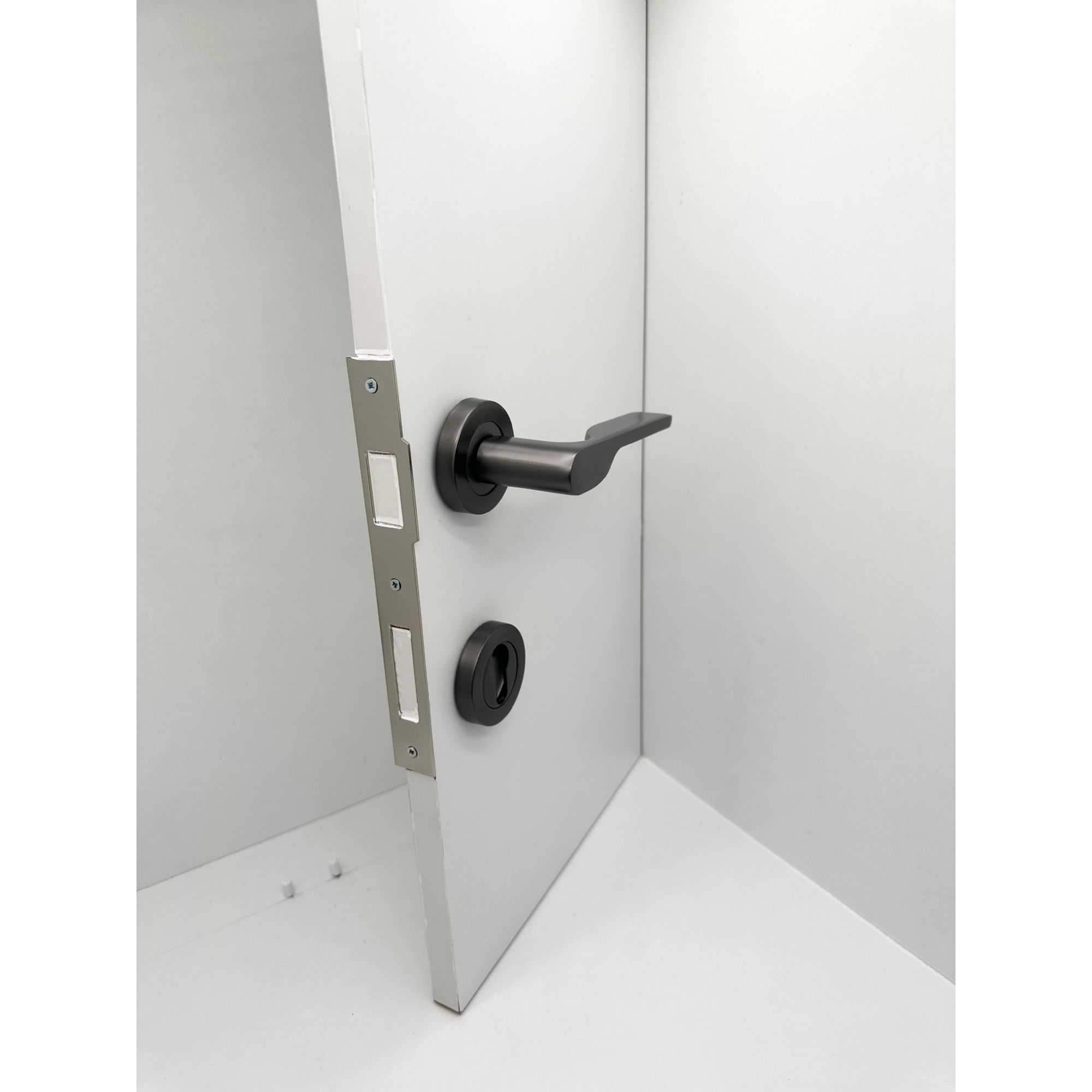 Özen Handles Petra Mat Skoç Füme Rozetli Yale Çelik Kapı Kolu Sol Basar ...