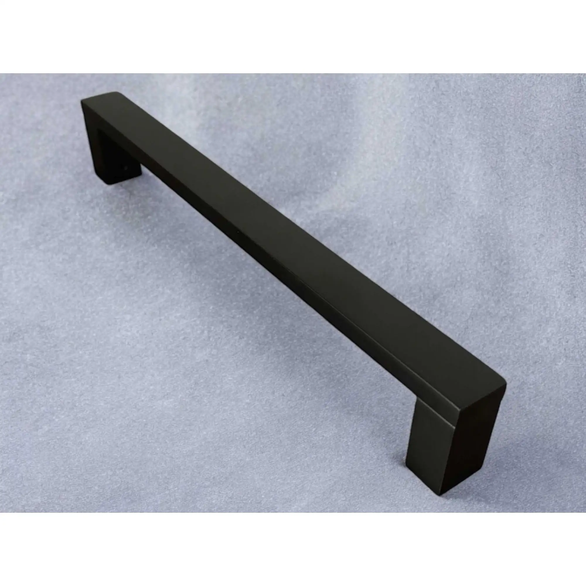 KOLDOOR Şile Mat Siyah AP229 Çekme Kapı Kolu 40 Cm - istanbulehirdavat.com