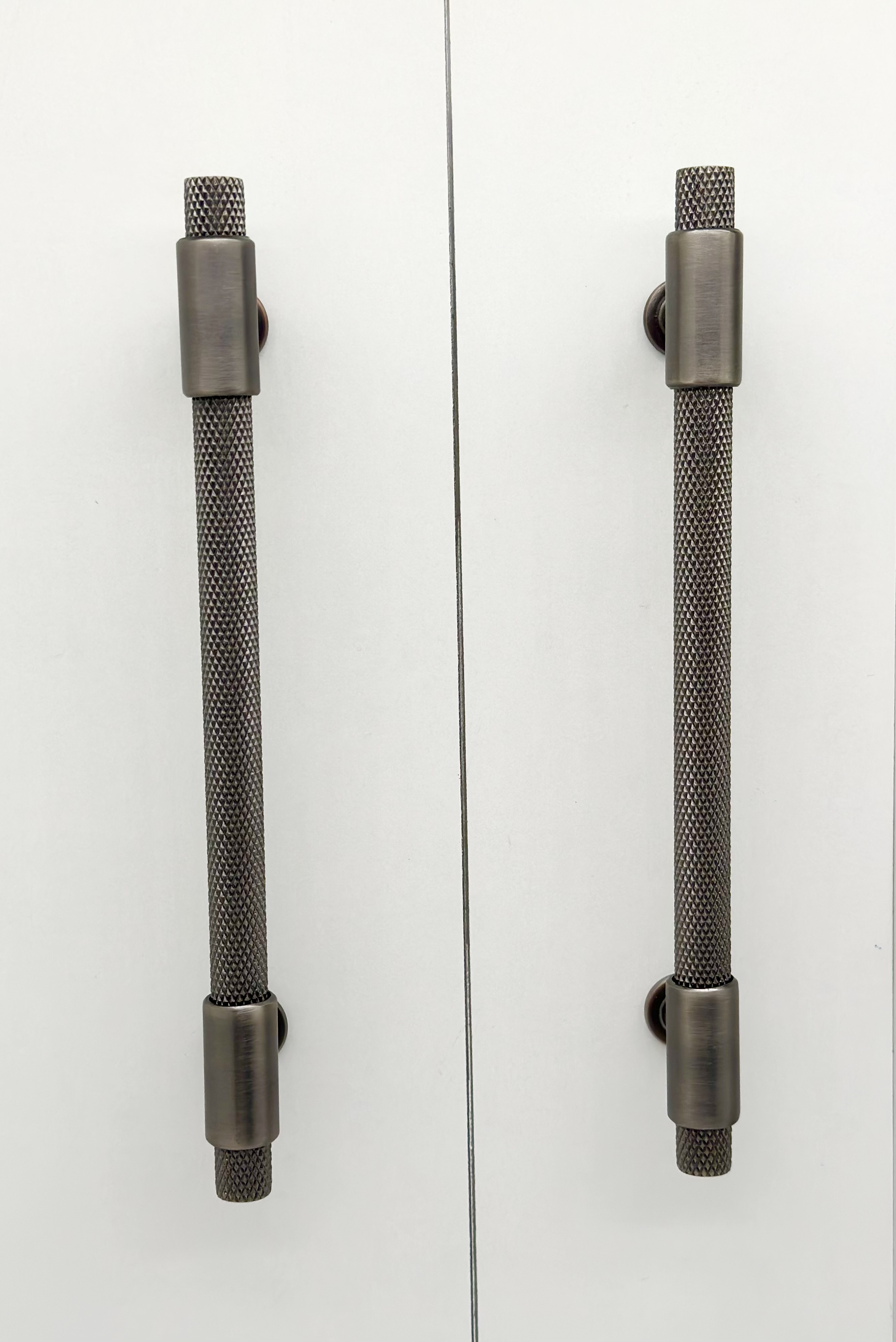 Özen Handles Mobilya Dolap Çekmece Kulpu 192 Mm Skoç Füme ...